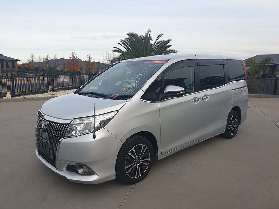 Toyota Voxy / Toyota Noah / Toyota Esquire - 80 series